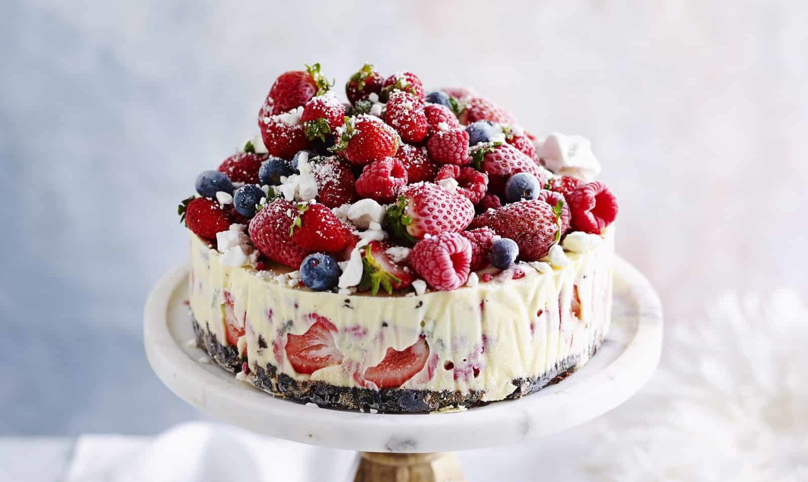 Eistorte mit gemischten Beeren – Rezept für den Thermomix®